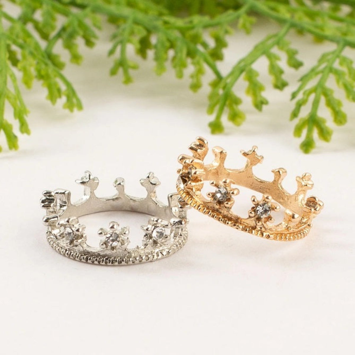 Miniature Crowns, 0.75" Set of 2 – My Victorian Heart