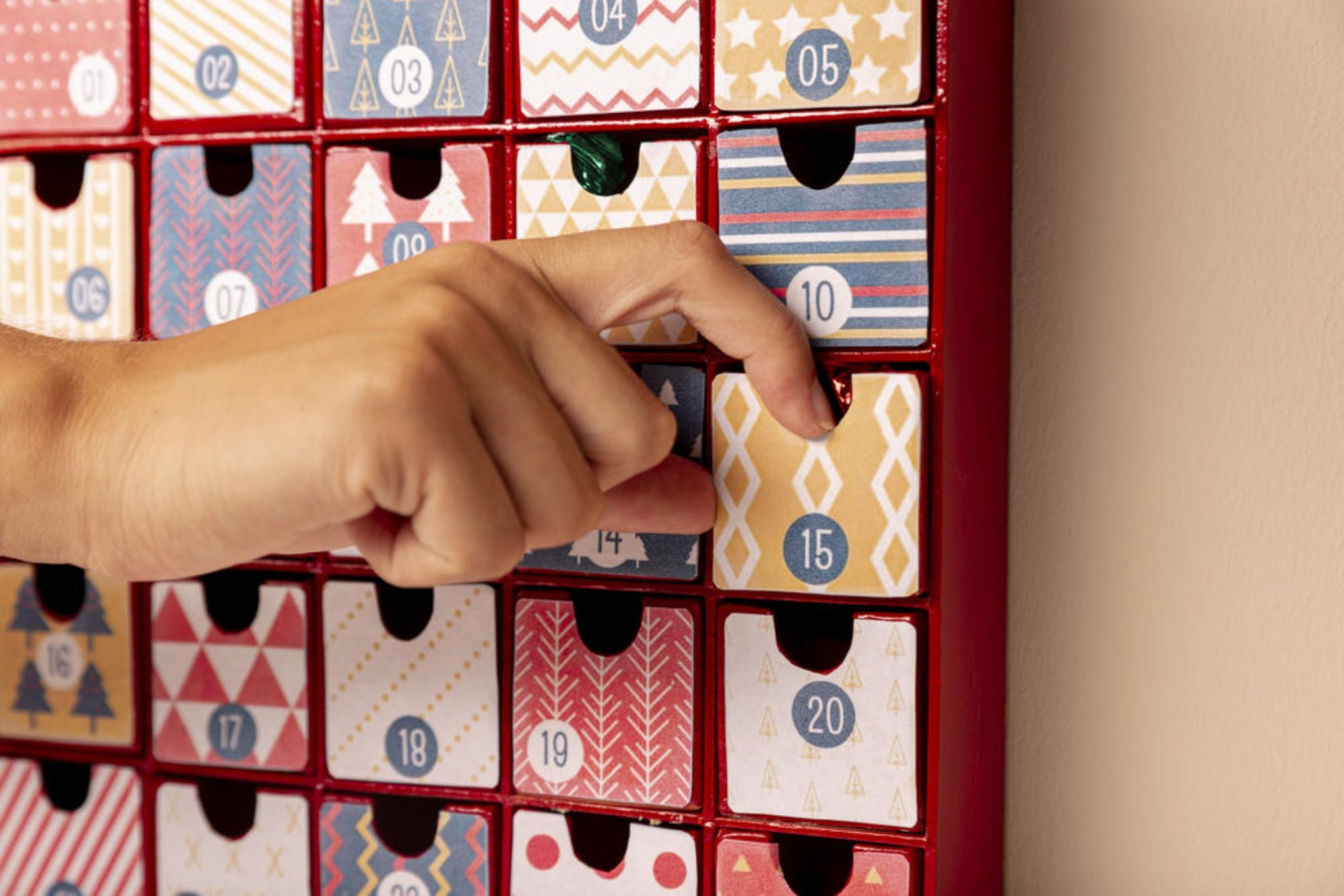 Paper Mache Advent Countdown Boxes – My Victorian Heart